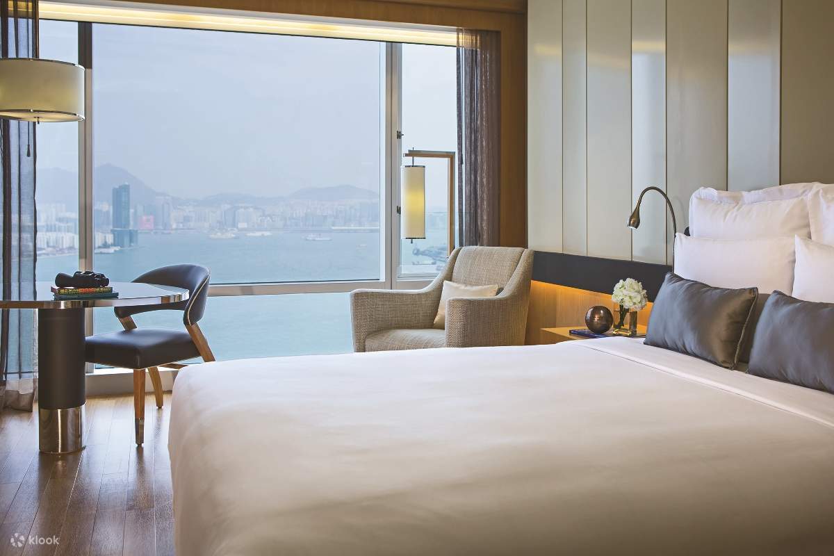 Renaissance Harbour View Hotel Hong Kong Staycation Romantic ...