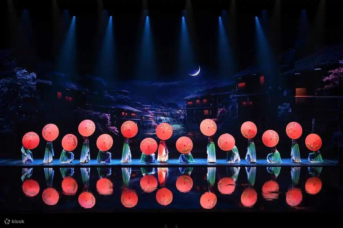 Night Tour of "Zhangjiajie Eternal Love" Performance Chartered Car ...