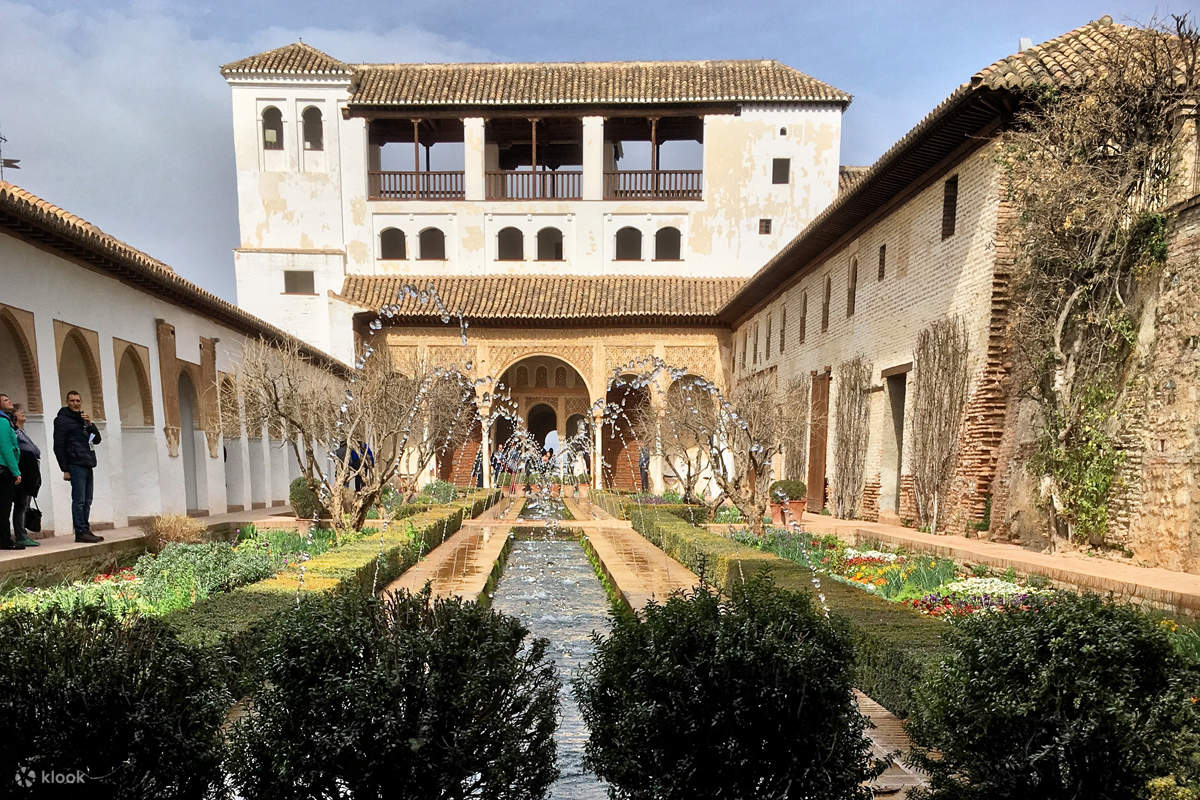 Lawatan Sehari Berpandu Alhambra dari Seville - Klook Amerika Syarikat