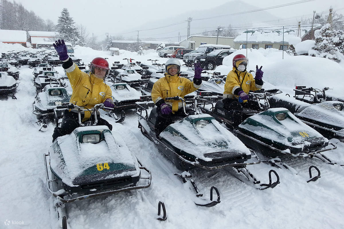 Pengalaman Snowmobile di Hokkaido - Klook Indonesia