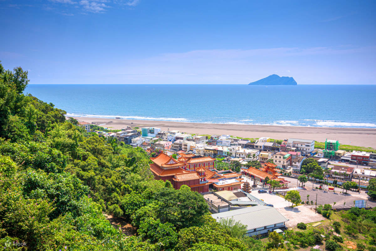 New Taipei: Northeast Coast | Bitou Cape Park & Sandiaojiao Lighthouse ...