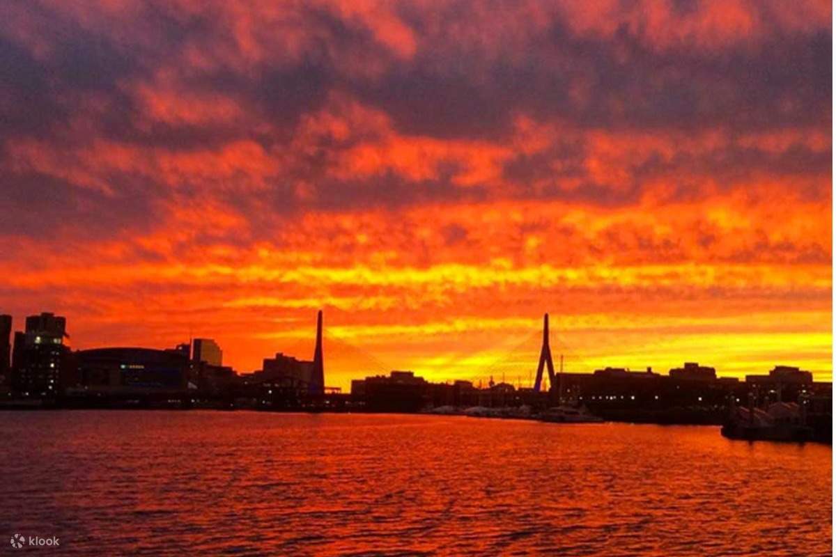 Sunset Skyline Cruise with Commentary in Boston - Klook Singapore