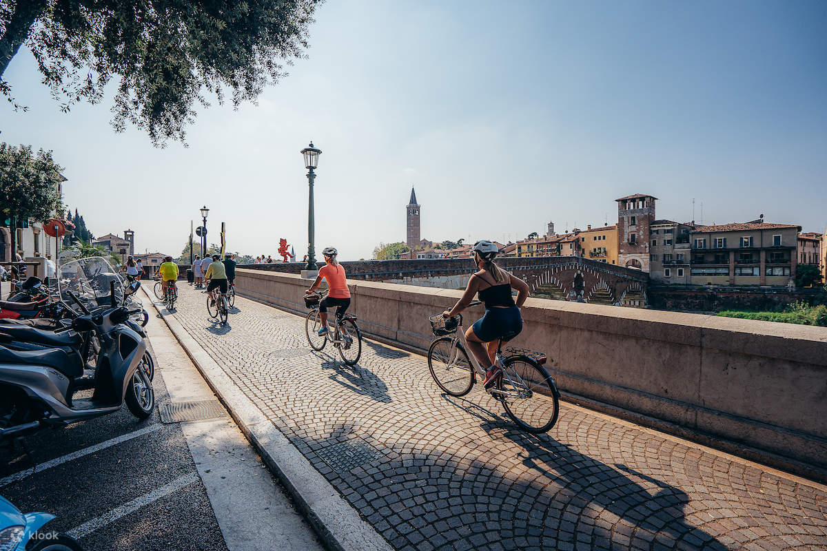 Highlights and hidden gems bike tour in Verona - Klook