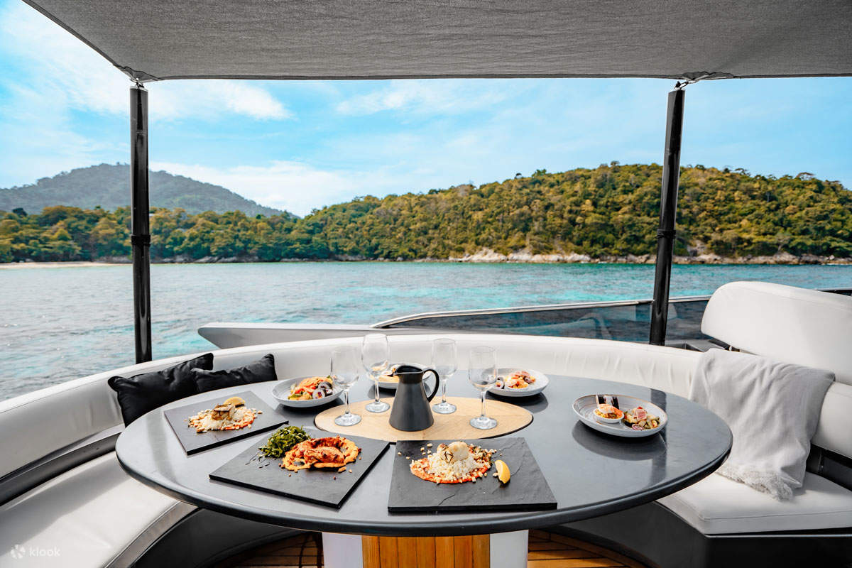1 Day Join In Phuket Luxury Yacht Day Tour in Phuket and Phi Phi Island ...
