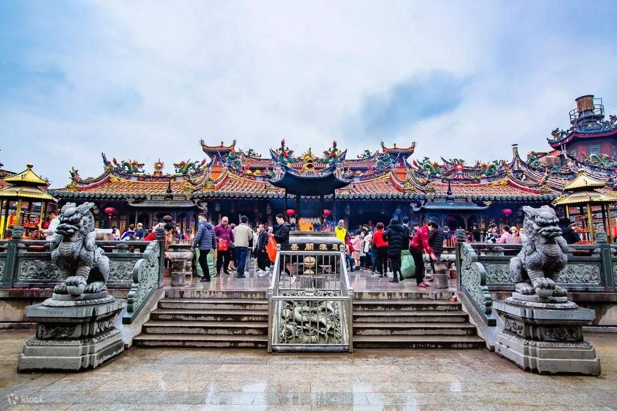 Private day tour to Quanzhou Ancient City, Kaiyuan Temple, Guanyu ...