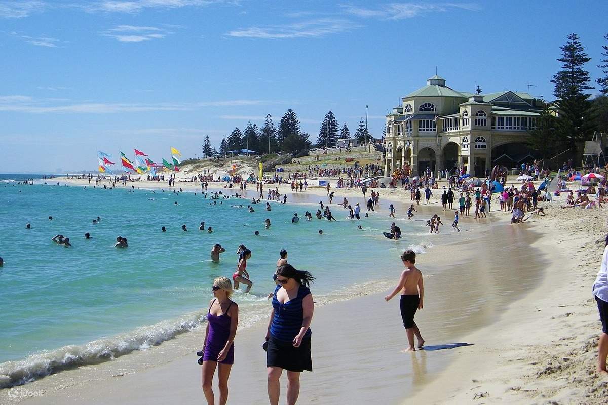 One Day Private Car Tour at Perth - Klook