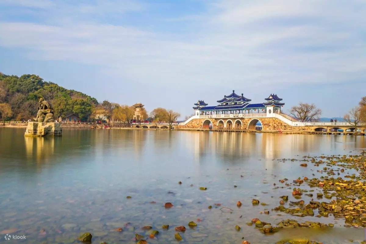 Private 1-Day Tour from Shanghai to Wuxi: Lingshan Giant Buddha ...