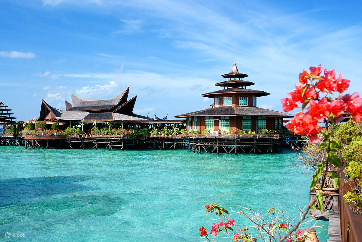 3D2N Mabul Water Bungalow Full Board Package - Klook Malaysia