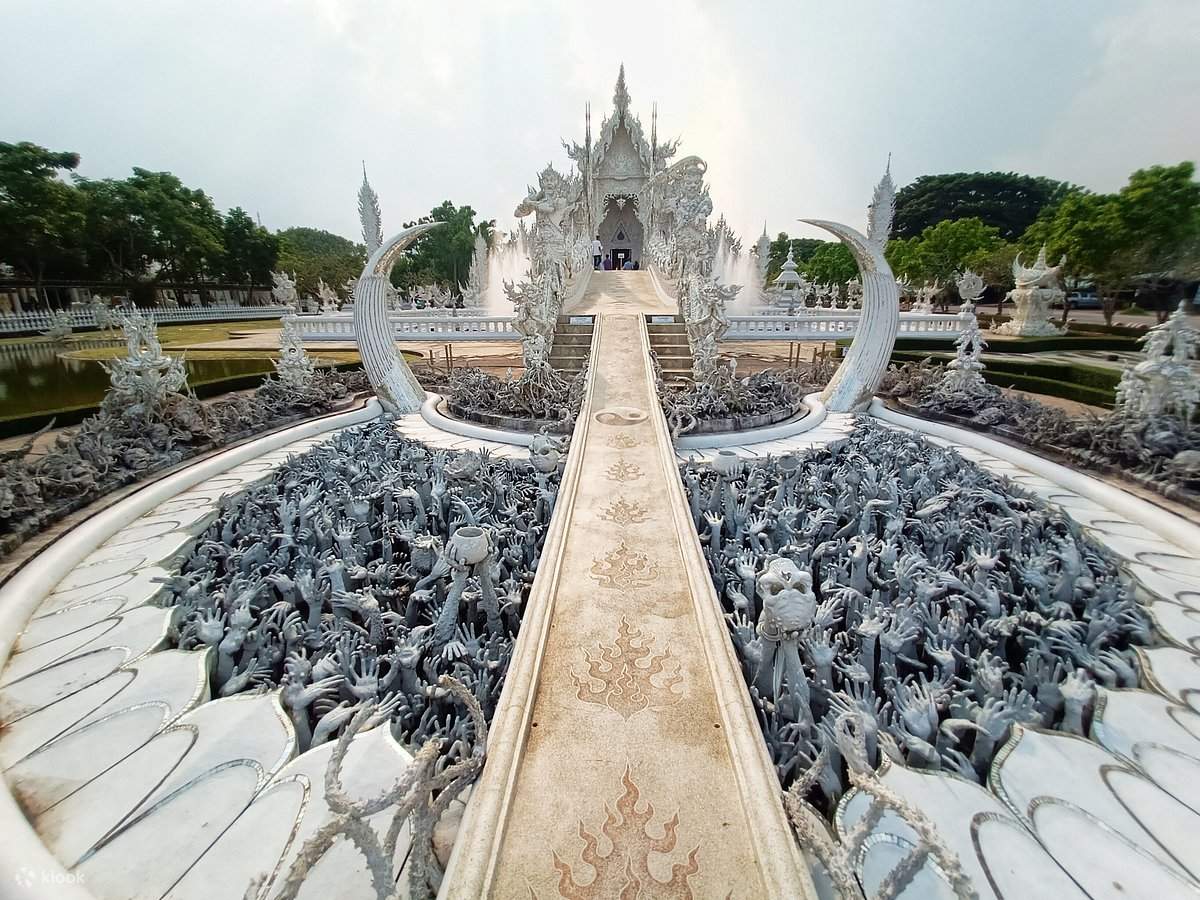 Chiang Rai White Black Blue Temple Series Full Day Tour from Chiang Mai ...