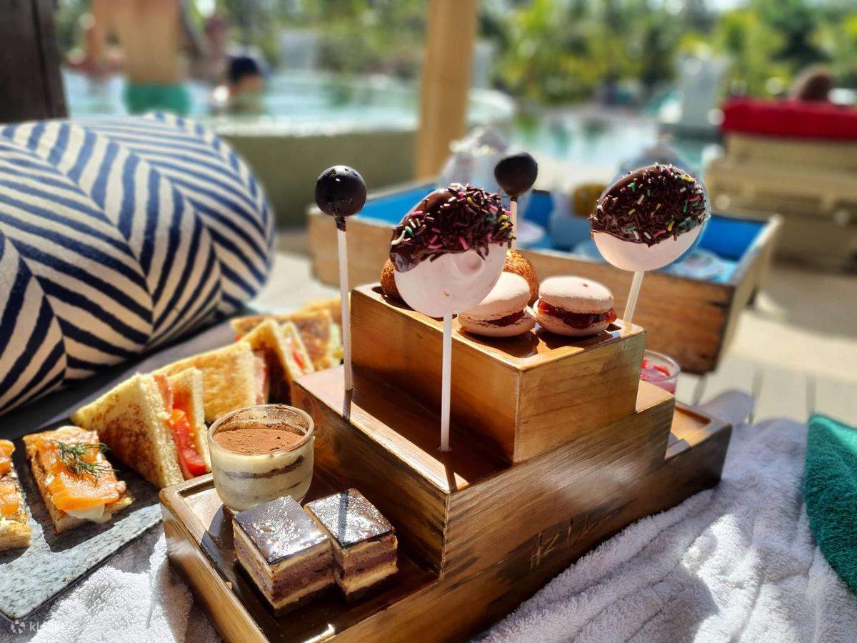 Beschwipster Tee im Azul Beach Club Bali - Klook, Vereinigte Staaten