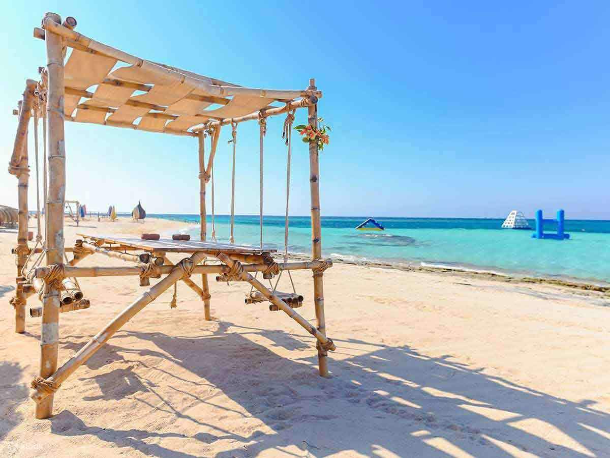 Hula Hula Island Sea Trip With Water Sports & Lunch – Hurghada - Klook ...