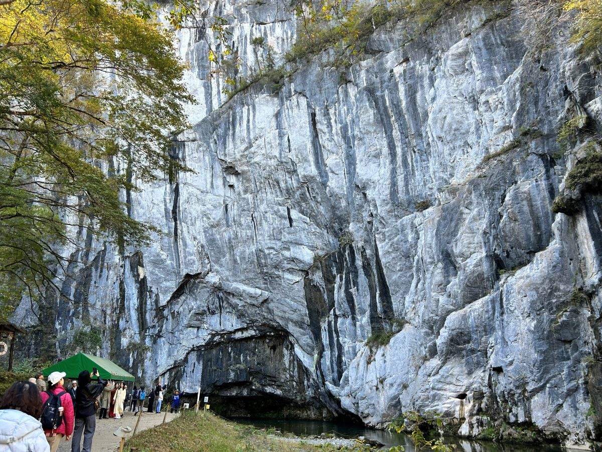 One-Day Tour of Iwate's Scenic Beauty: Exploring Genbikei Gorge ...