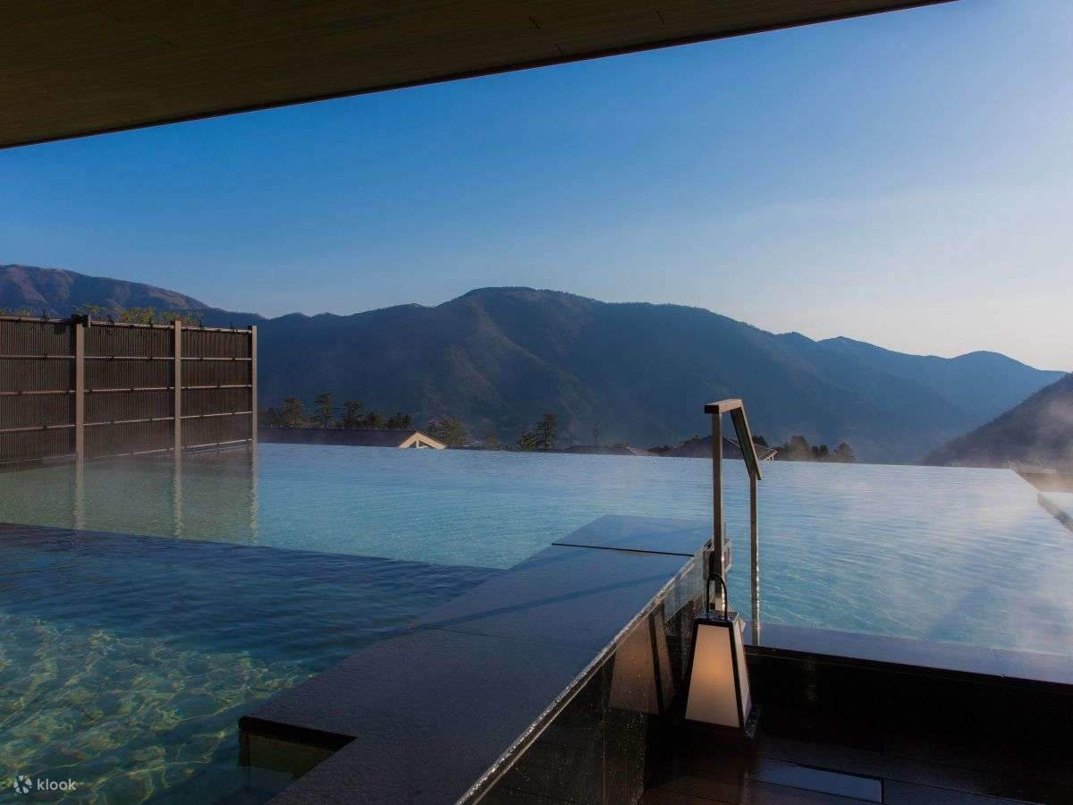Hakone Kowakien Tenyu Japanese-style hot spring hotel, one stay, two ...