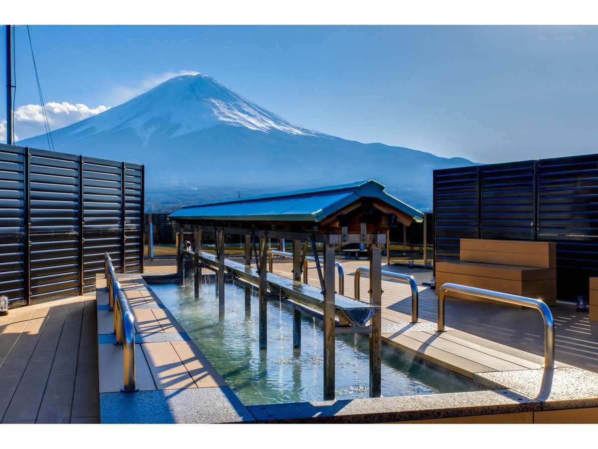 Hunanzhuang Hotel, lake view room, one bed, two meals - Klook ...