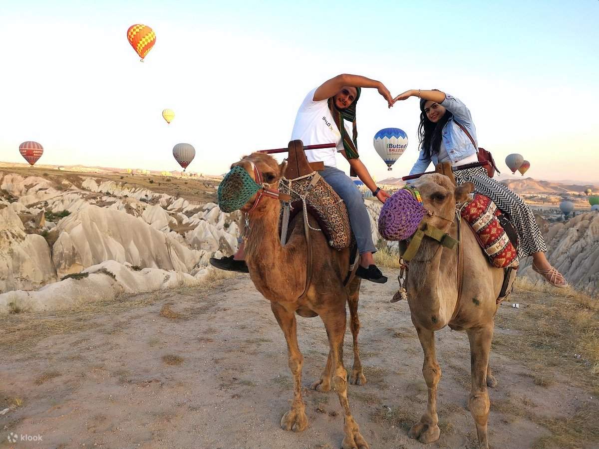 Tur Menunggang Unta yang Indah di Cappadocia - Klook Indonesia