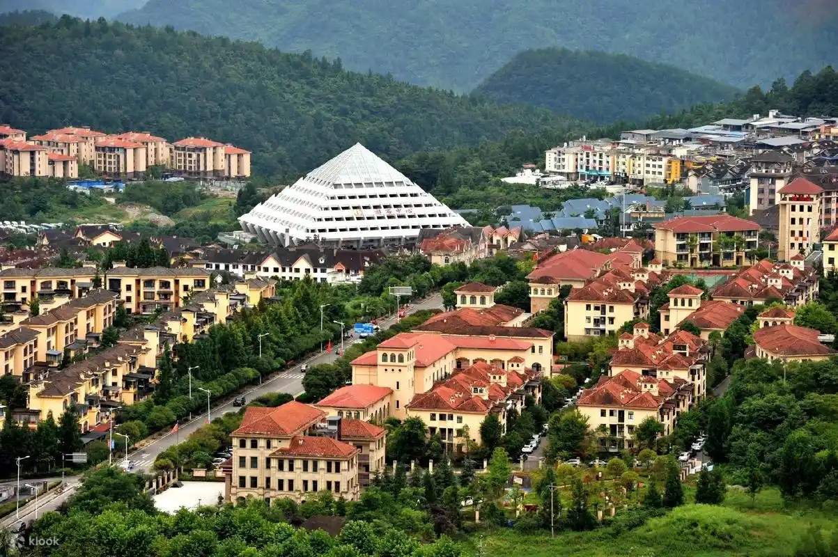 Chongqing Wulong Tiansheng Third Bridge + Longshui Gorge Ground Fissure ...