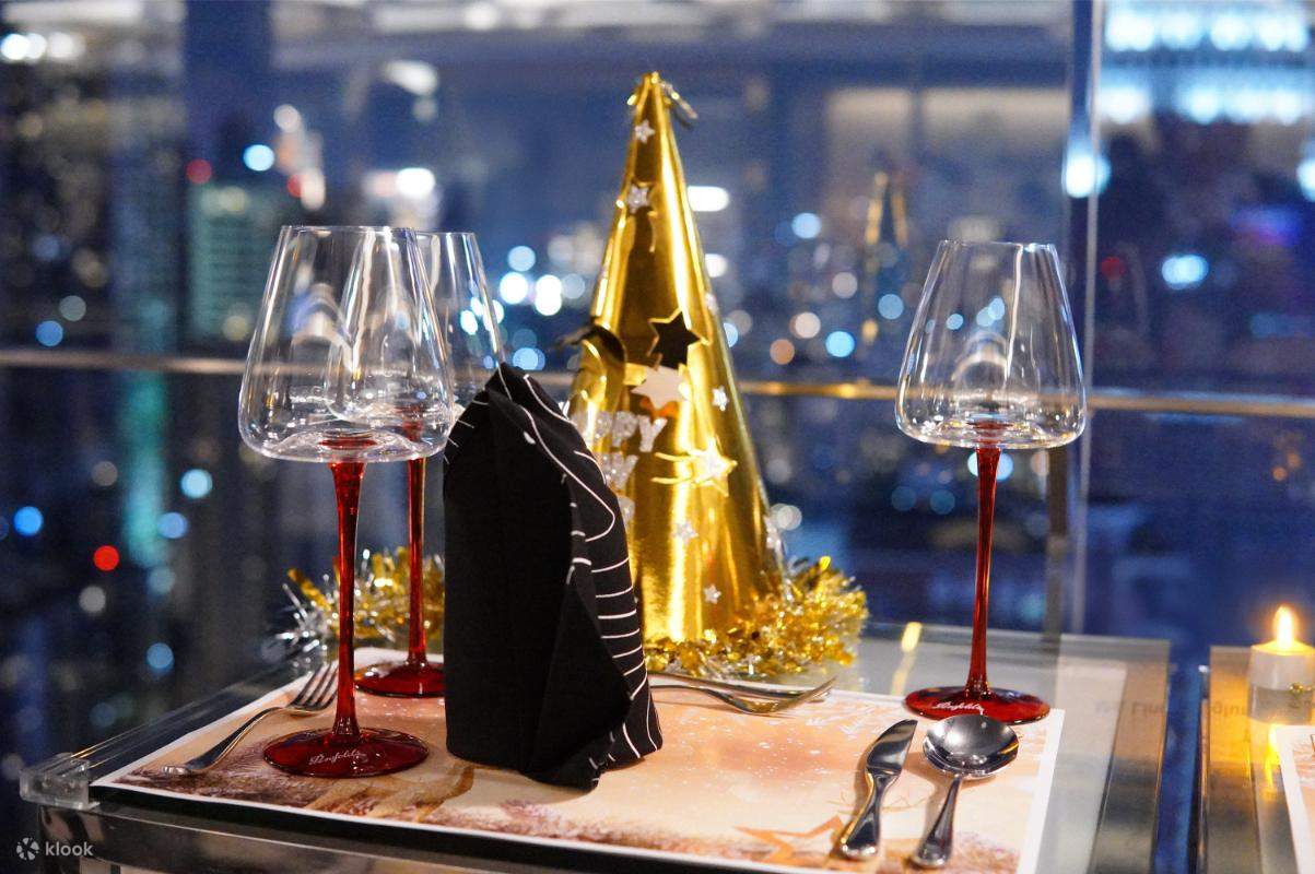 New Year's Eve Countdown Dinner at Executive Club Lounge, Carlton Hotel ...