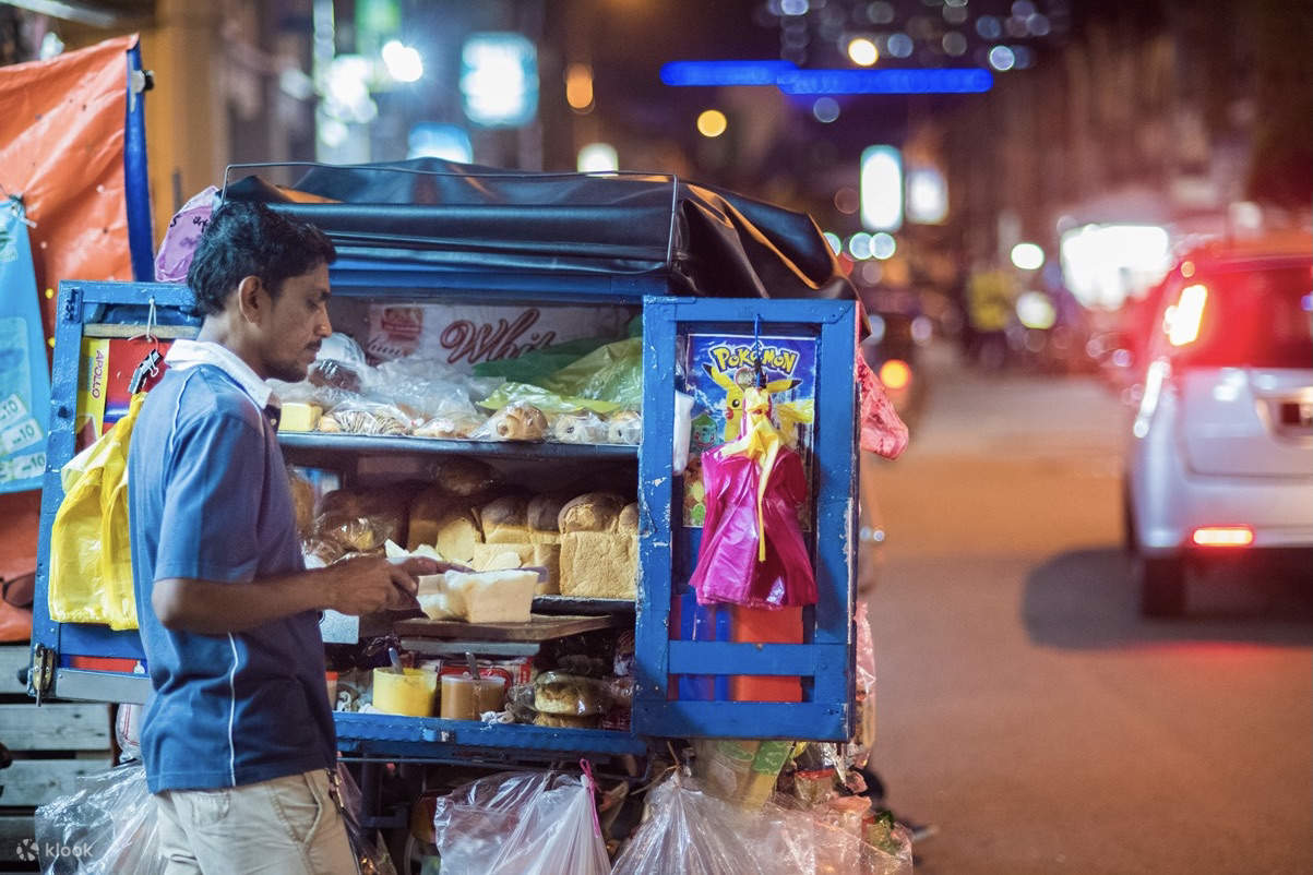 Penang Night Ate-venture Tour by Vespalicious - Klook