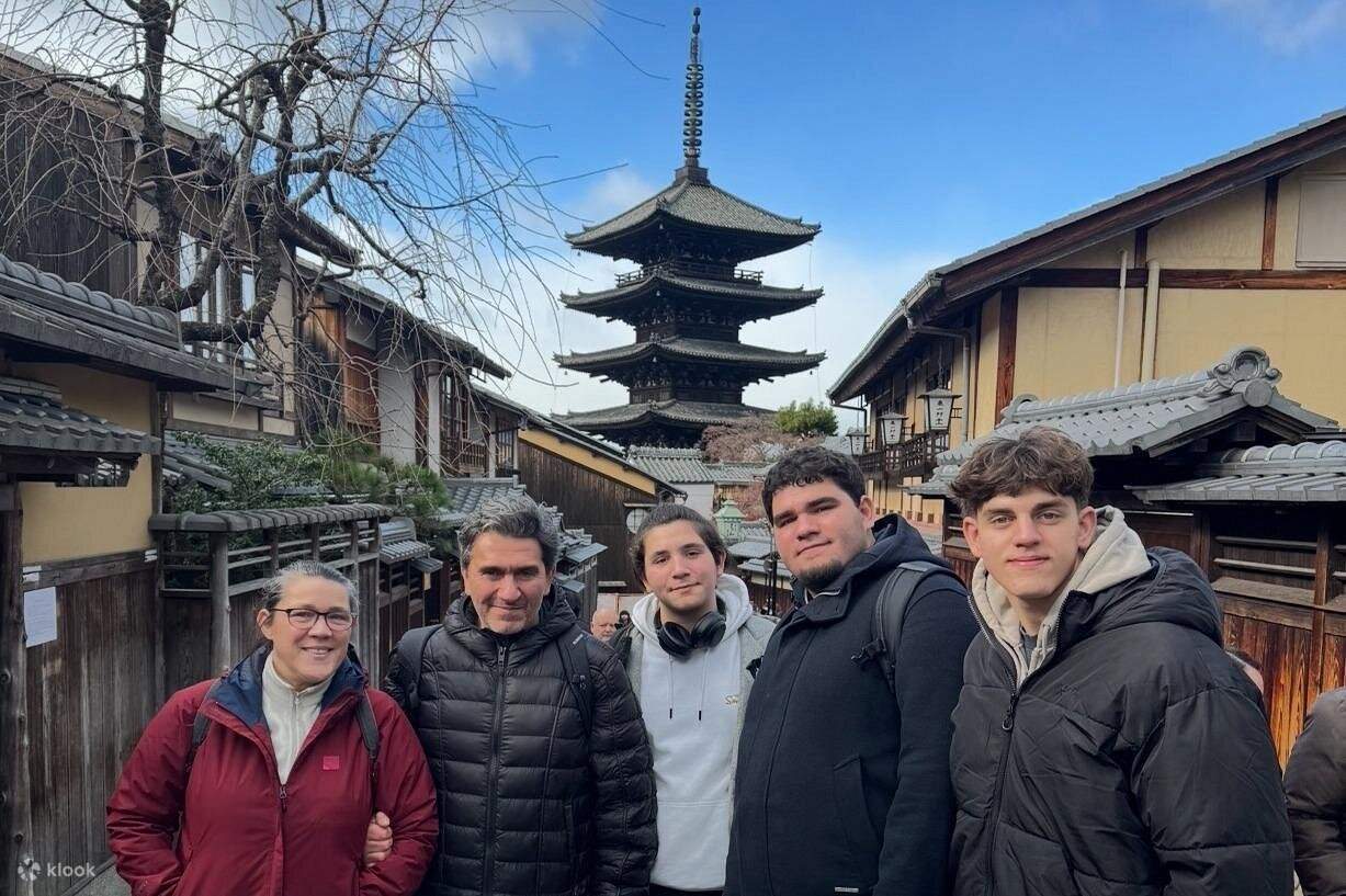 Kyoto Early Bird Hiking Tour: Gion and Kiyomizu-dera - Klook United States