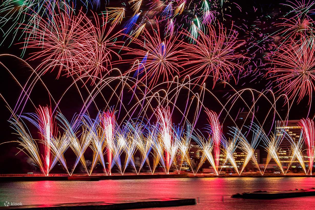 [Summer Only] Atami Fireworks Festival, Kamakura High School, and ...