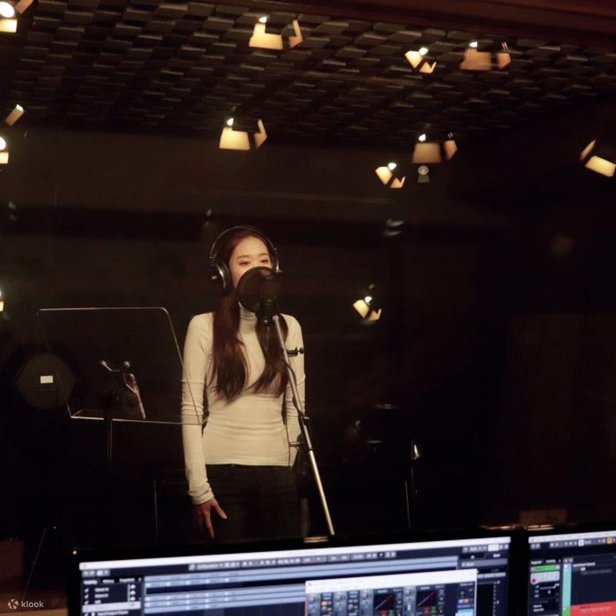 K-Pop Dream Record Cafe: Your Voice, Your Stage! - Klook Australia