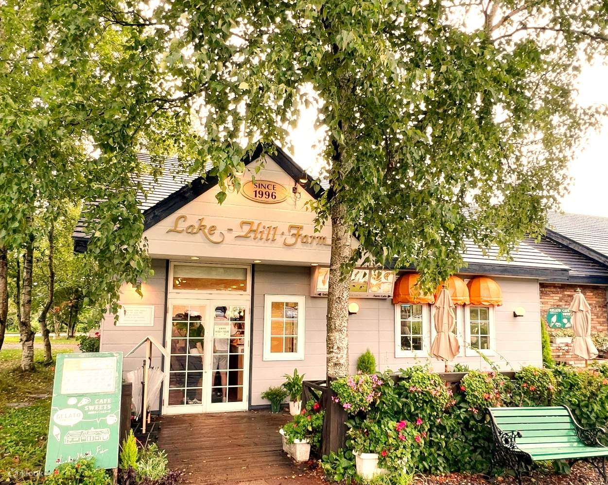 Hokkaido｜Lake Toya Fireworks Festival, Showa Shinzan, and Lake Hill ...