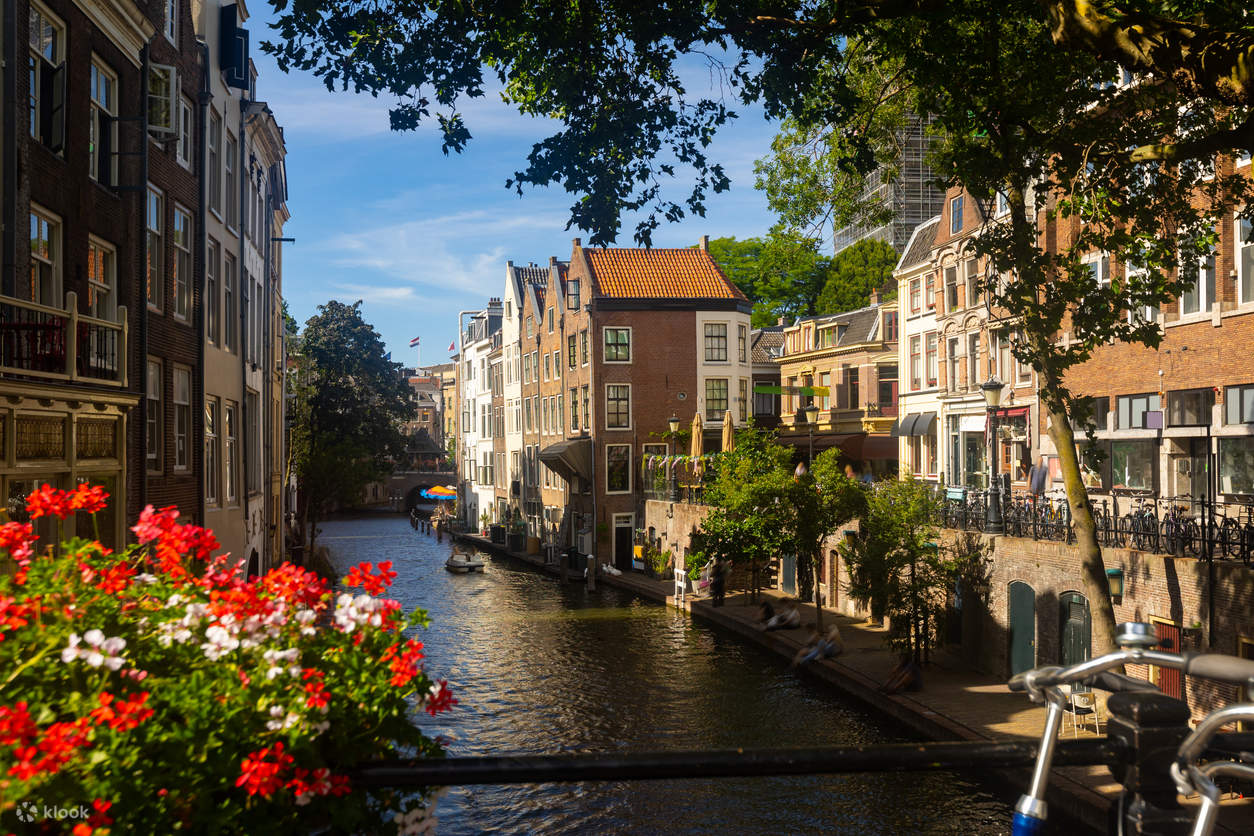 Discover the Charm of Apeldoorn and Utrecht: A Day Trip from Amsterd ...