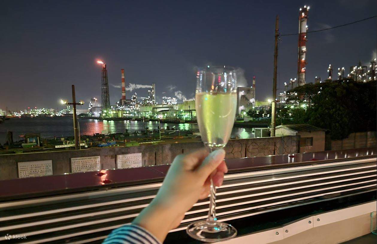 ”Tokyo Restaurant Bus" for Sightseeing With Lunch or Dinner in Tokyo ...