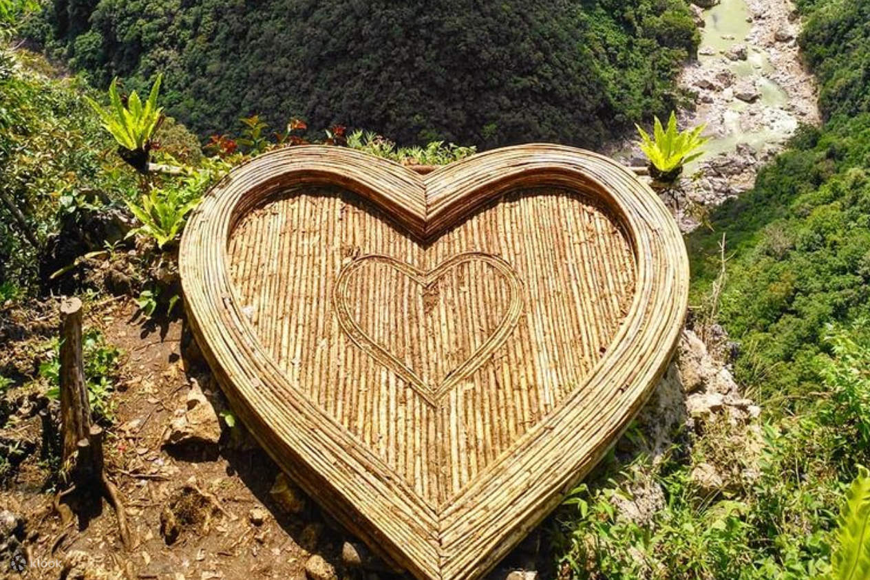 Gunung Daraitan Ikut Mendaki Sehari - Klook Indonesia