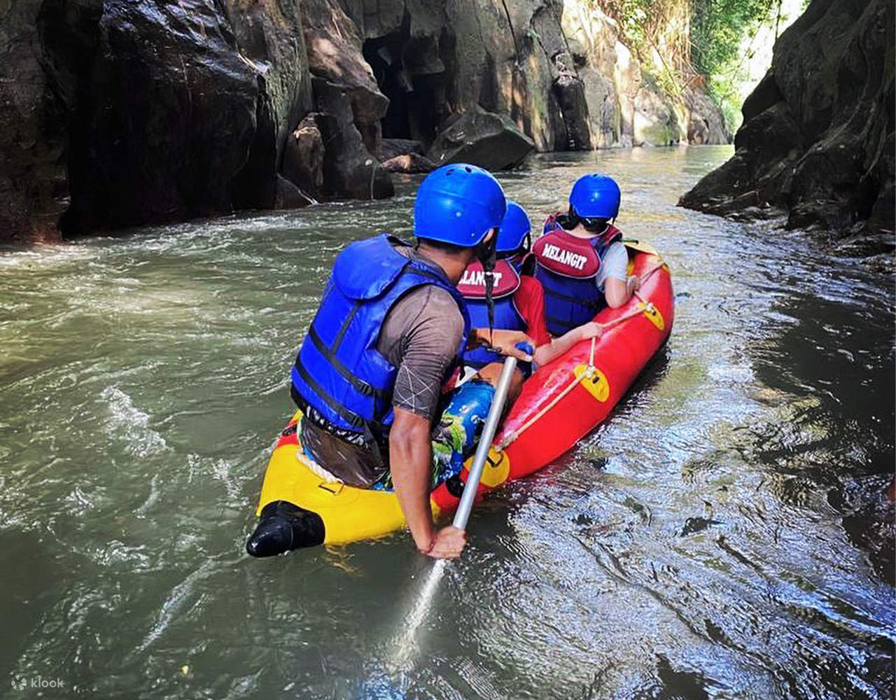 Rafting en el río Melangit en Bali Oriental con actividades opcionales ...