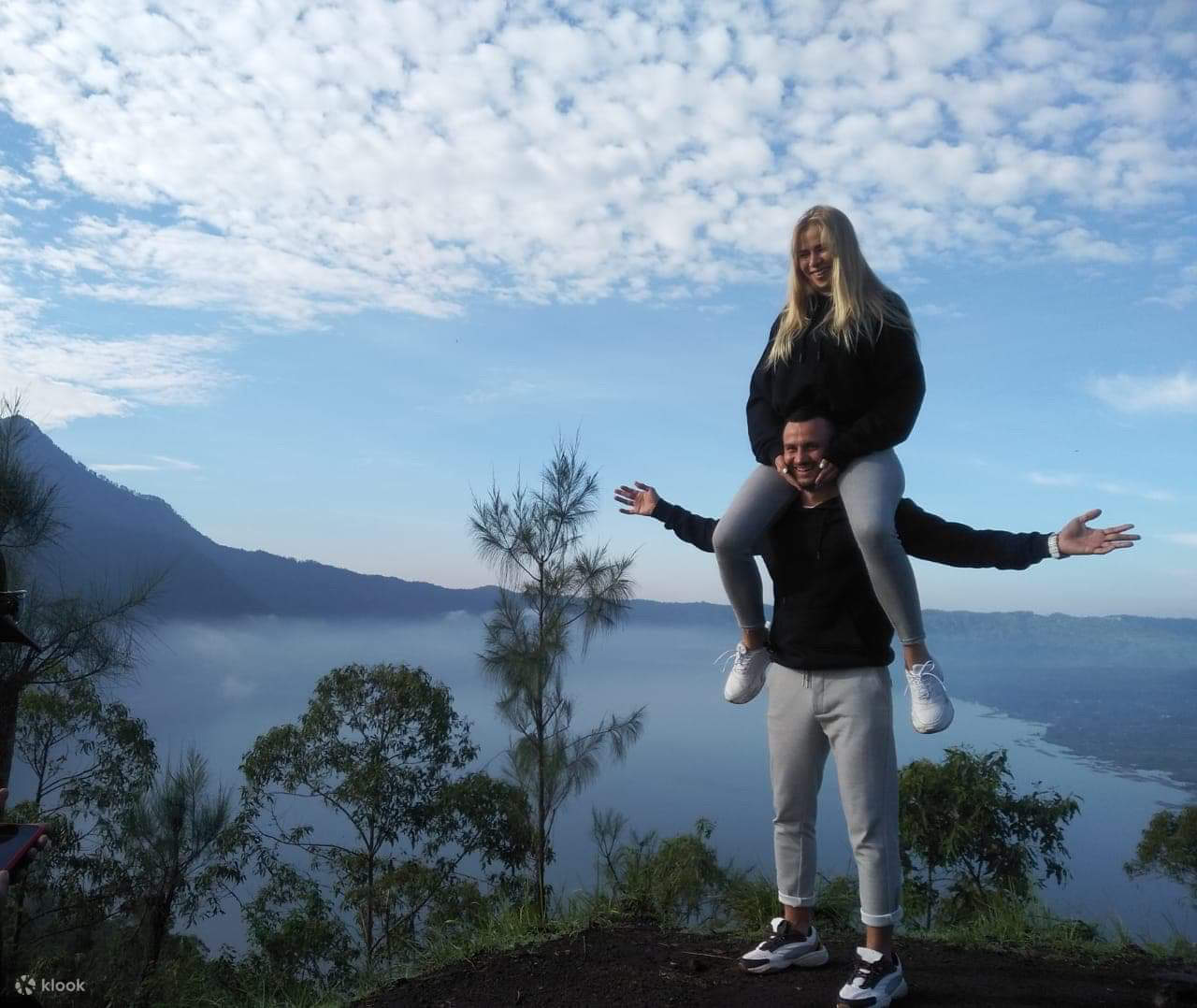 Mount Abang Hiking Experience in Bali - Klook États-Unis