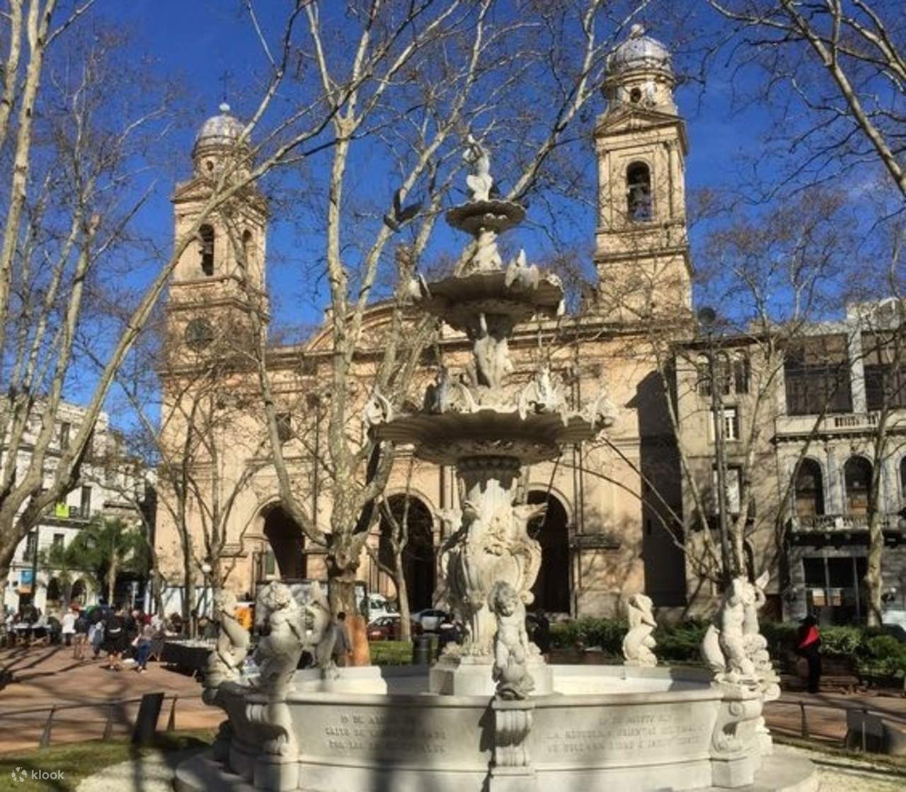 Montevideo : Must-See Sites Walking Tour With A Guide - Klook