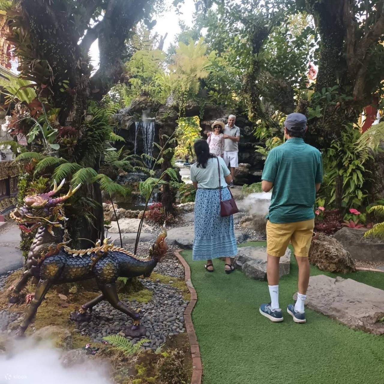 Chiang Rai: Temples Trip with Sang Kaew and Lalitta Cafe - Klook ...