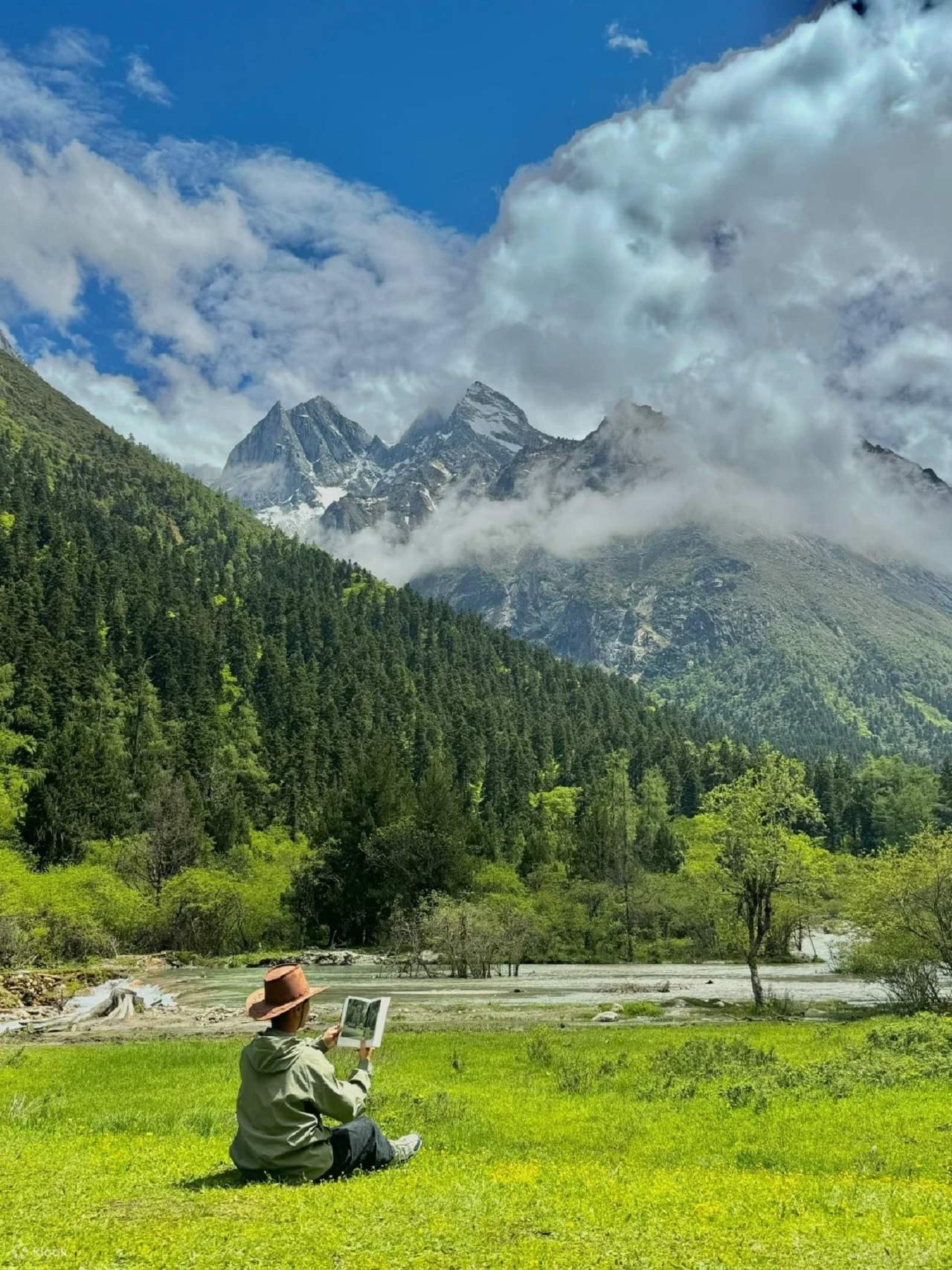 Sichuan Bipenggou Ice and Snow Fairy Tale World 1-Day Tour (Snow ...