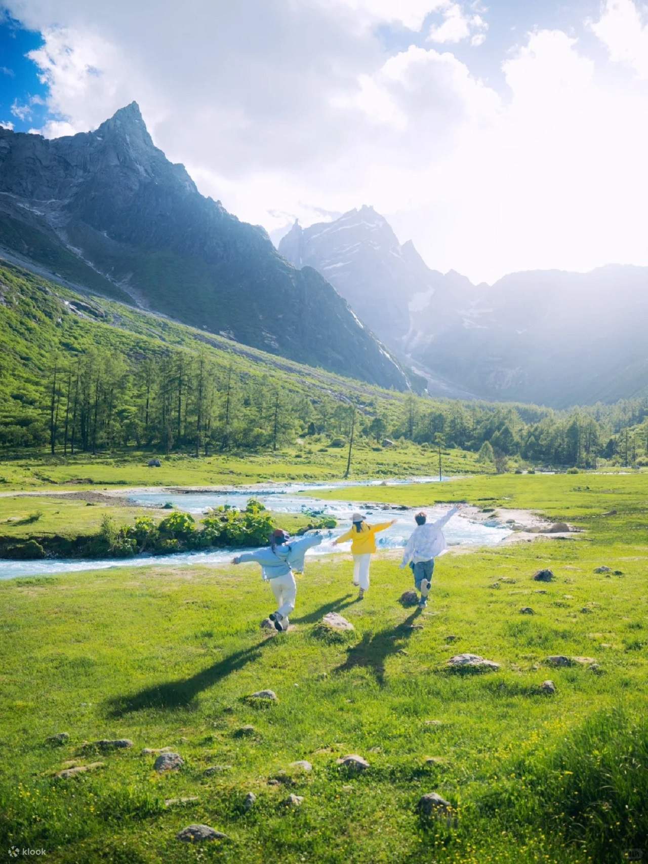 Sichuan Bipenggou Ice and Snow Fairy Tale World 1-Day Tour (Snow ...