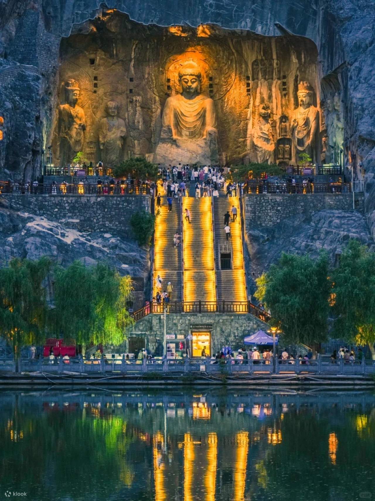 One-Day Tour of Henan Shaolin Temple & Longmen Grottoes (Departure from ...