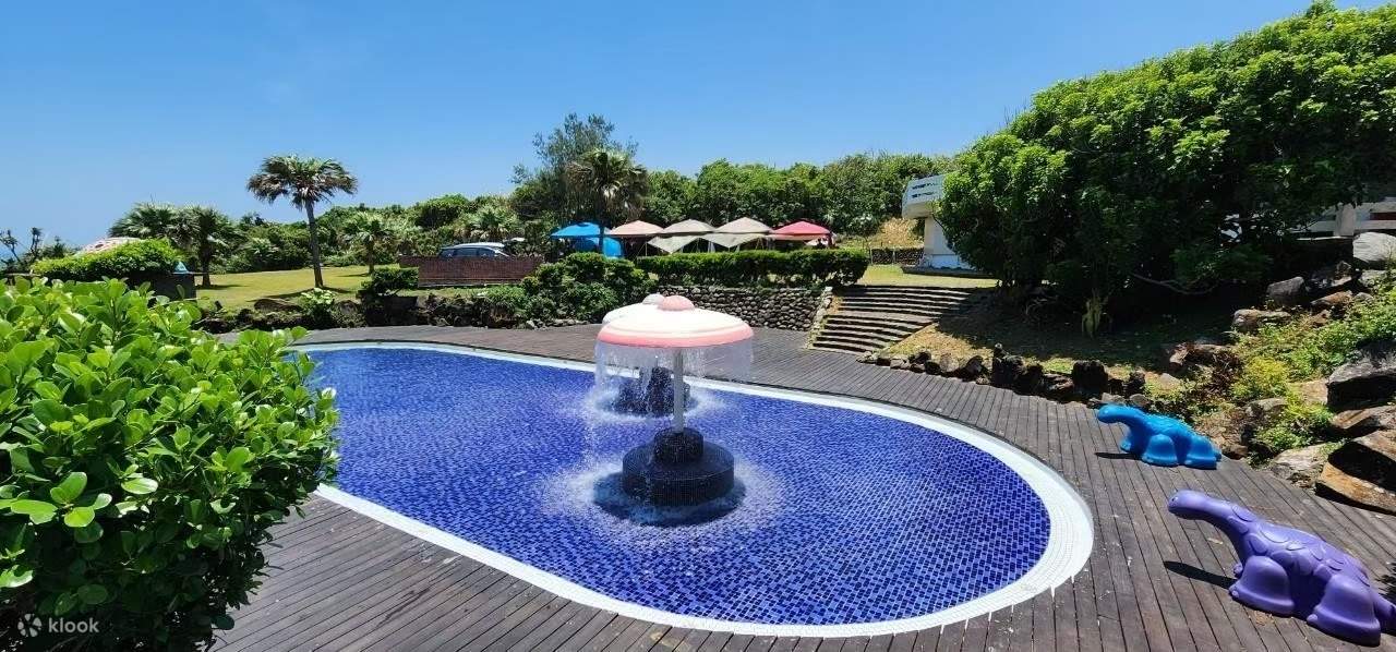 New Taipei｜Peninsula Mystery｜One Park, One Meal Luxury Camping - Klook