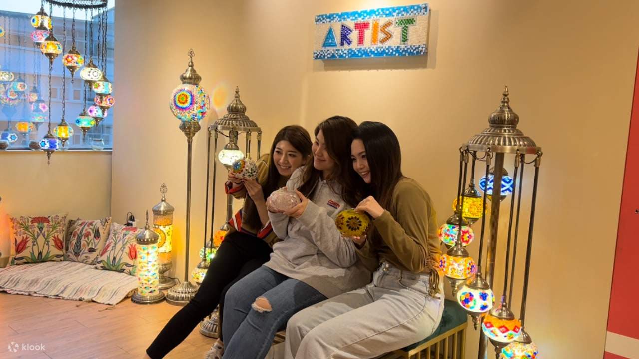 Taipei Artist Mosaic Craft Studio Turkish Mosaic Lamp DIY Experience ...