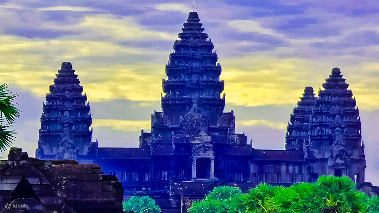 Angkor Wat Sunrise Tour with Monk Blessing - Klook Singapore