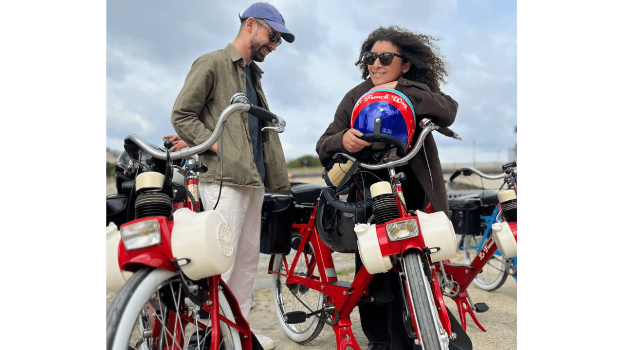 Private Tour - Solex: Left Bank Discovery - 3H - Klook
