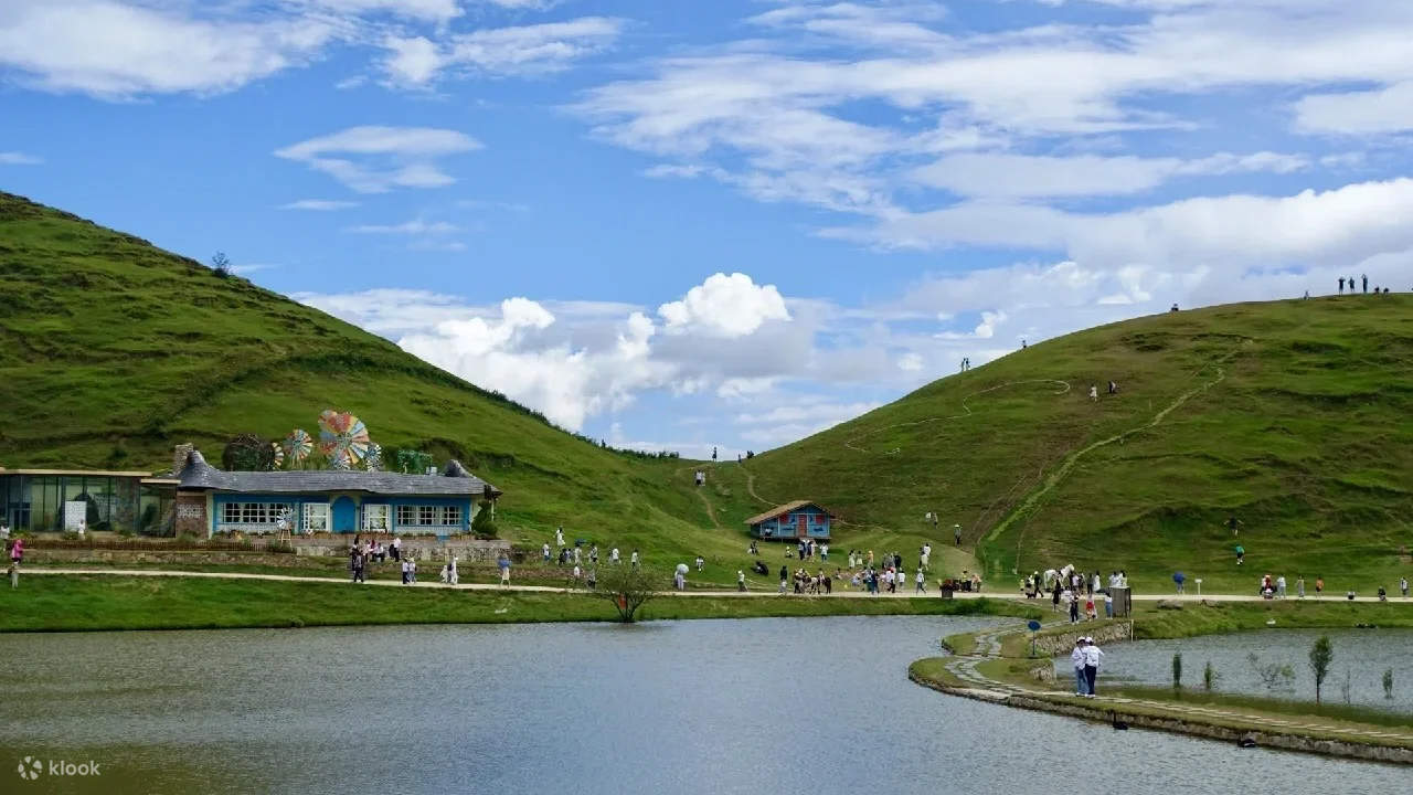 2-Day Tour in Chenzhou, Hunan (8-person group + Dongjiang Lake ...