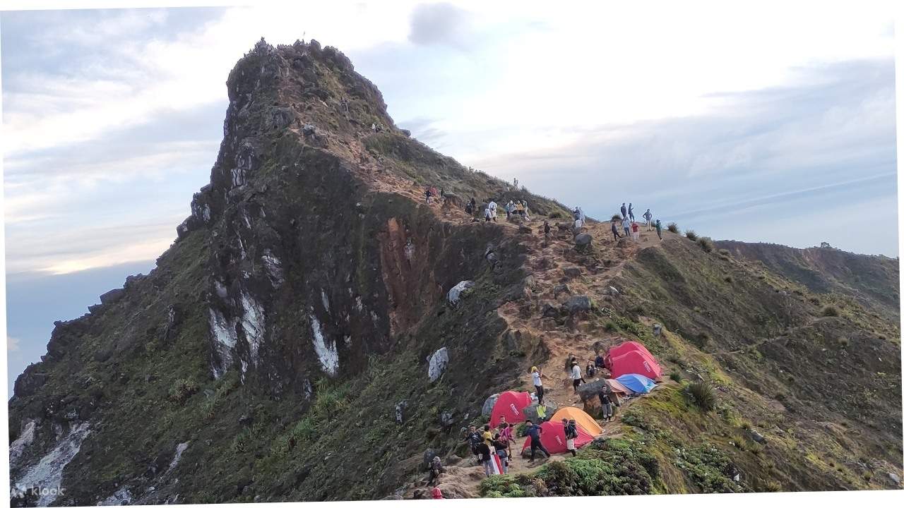 Hiking Mount Sibayak, Hot Spring, Taman Alam Lumbini from Medan - Klook