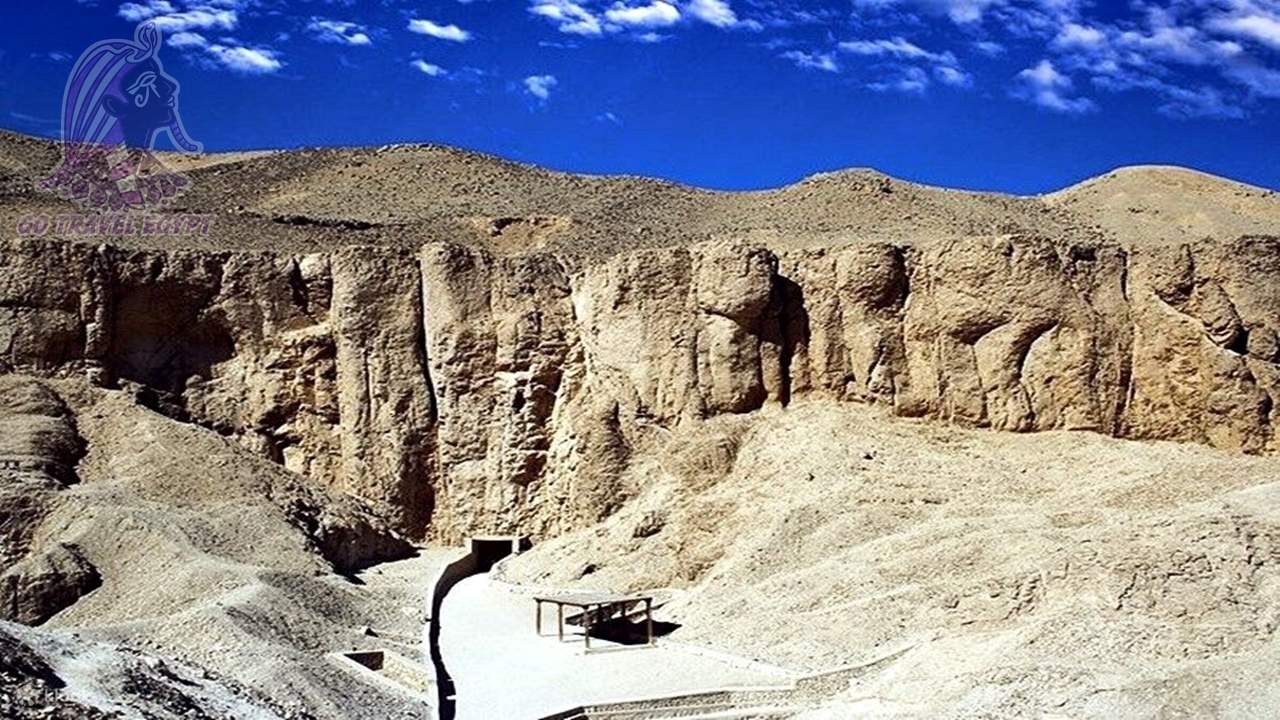 Luxor full day trip to East & west banks with private tour guide - Klook