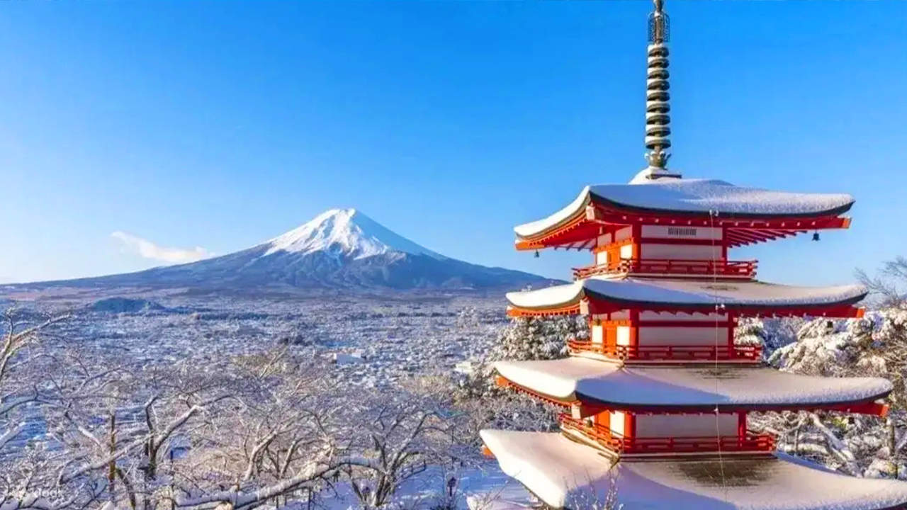 Mt Fuji Top 5 Spots Day Tour: Arakurayama Park,Kawaguchiko Lake - Klook ...