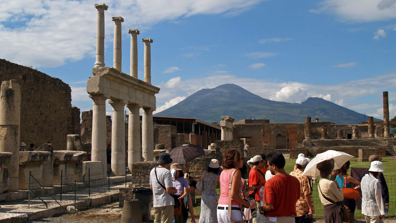 Pompeii and Mount Vesuvius with lunch tour in Rome - Klook Philippines