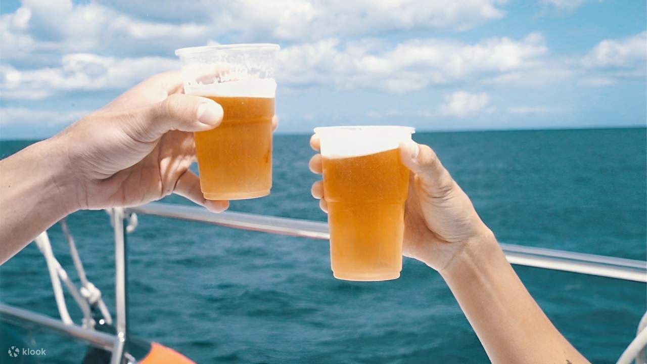 Dolphin-watching sunset cruise from Lanzarote - Klook Philippines