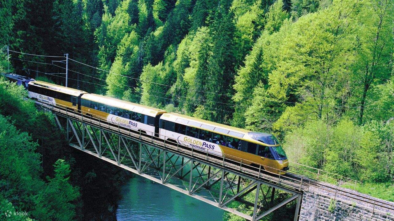 Private Tour to Gruyeres, Chocolate, Cheese & Golden Pass Train - Klook ...