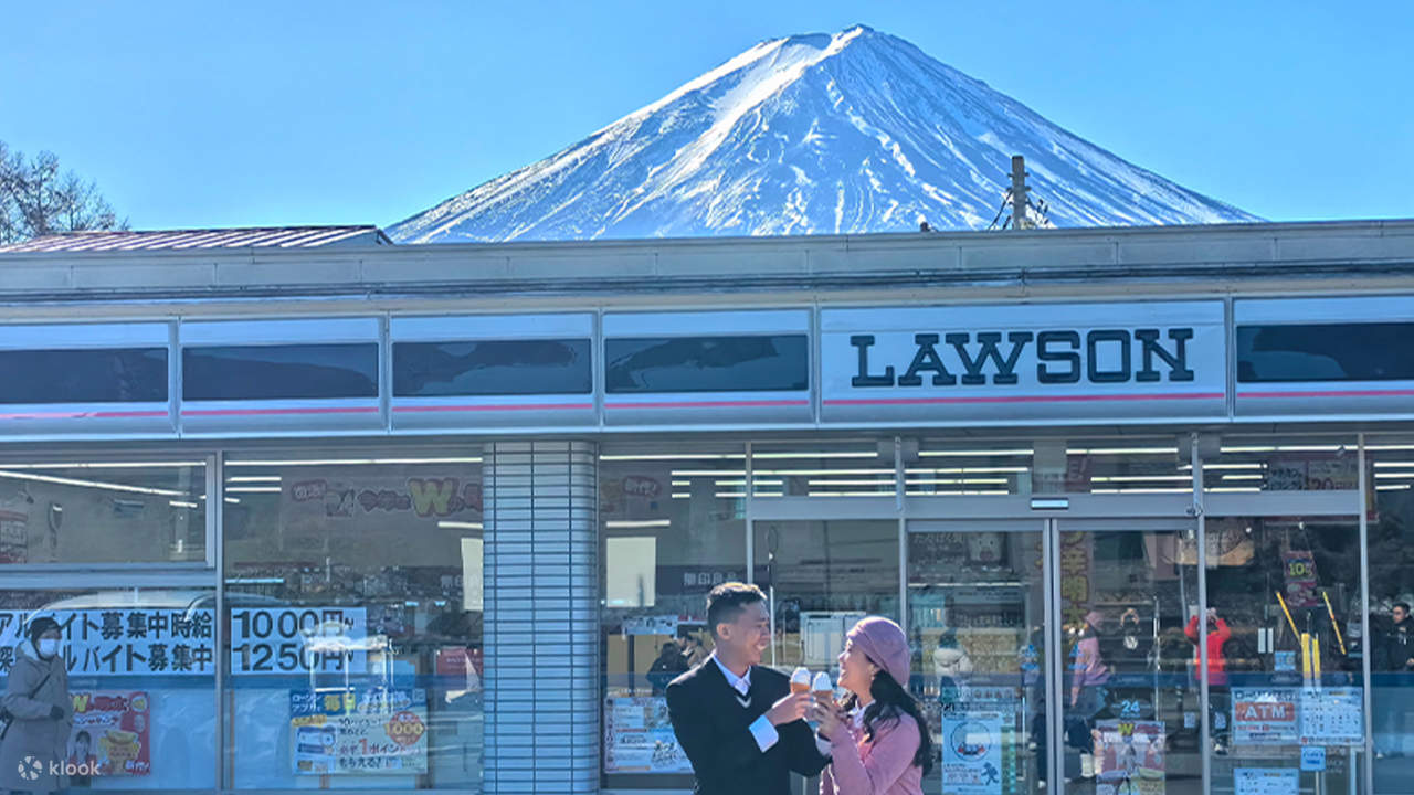 Mount Fuji Autumn Leaves Viewing Twin Lakes Train Experience, Lake ...