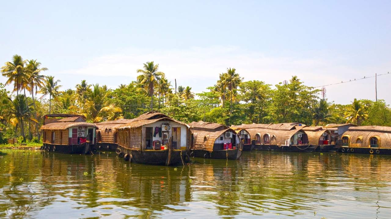 Kerala Beauty, Cochin with Alleppey Houseboat Tour (03 Days) - Klook ...