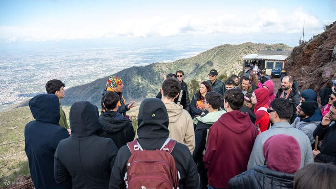 Pompeii and Vesuvius tour with lunch from Sorrento - Klook